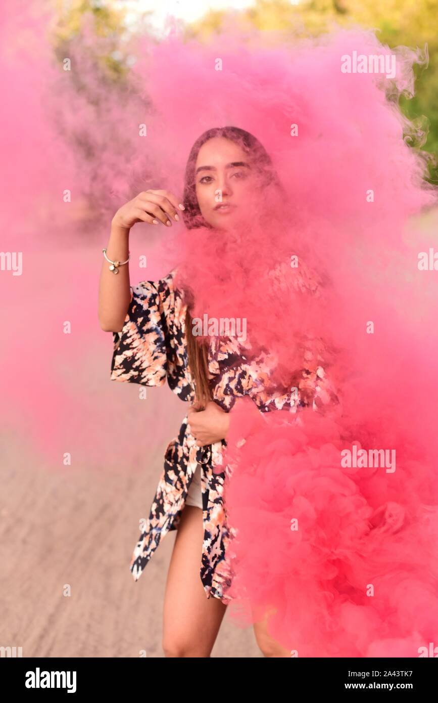 Pumps Smoke, smoke, colored smoke, bombas de Humo, humo, humo de ...