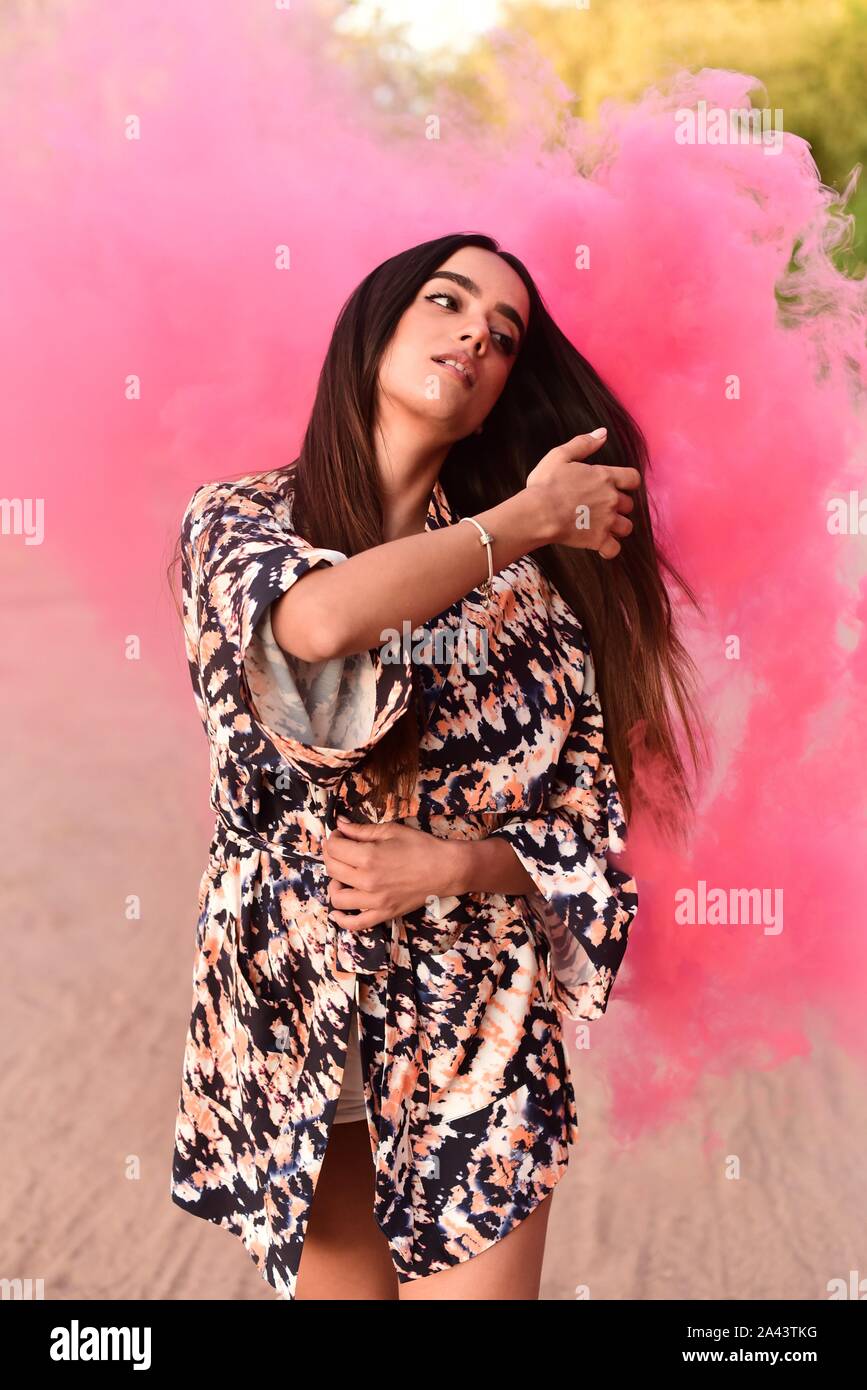 Pumps Smoke, smoke, colored smoke, bombas de Humo, humo, humo de ...