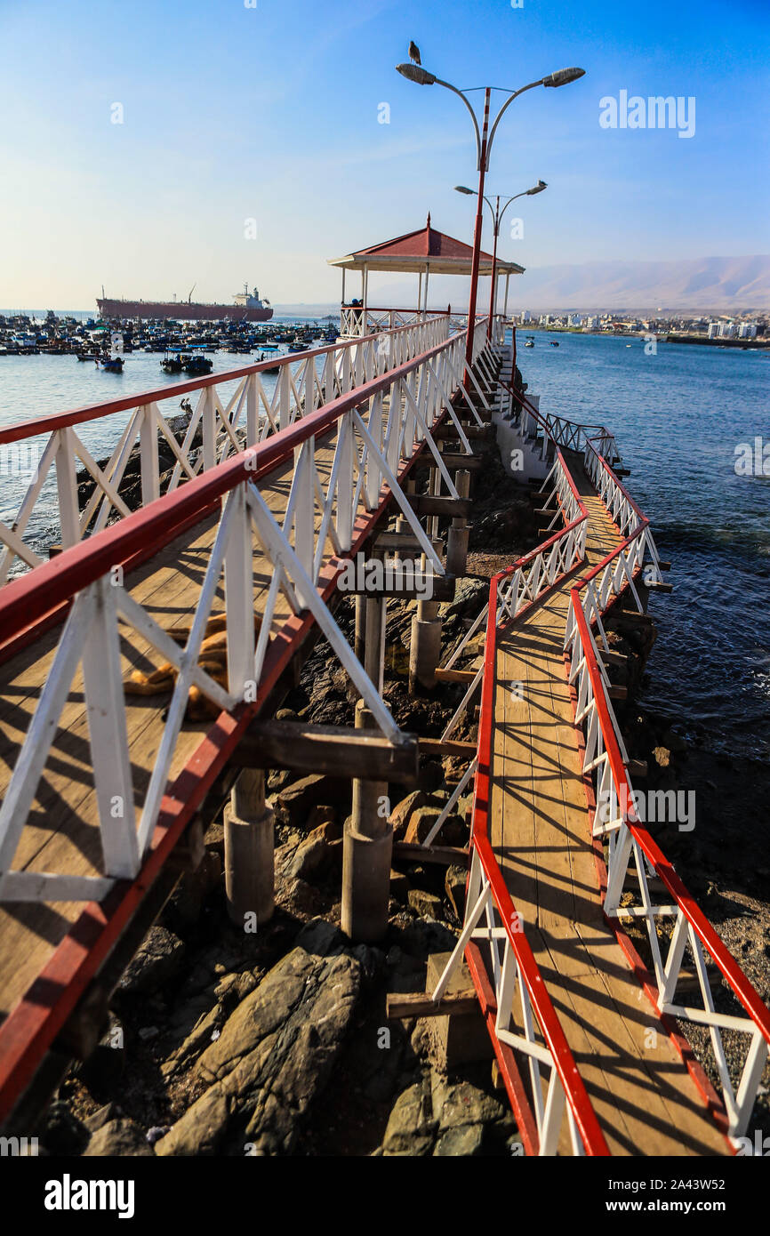 Barcos peru hi-res stock photography and images - Alamy