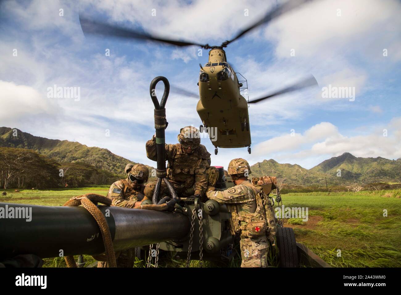 Soldiers with 2nd Battalion, 11th Field Artillery Regiment, 2nd ...