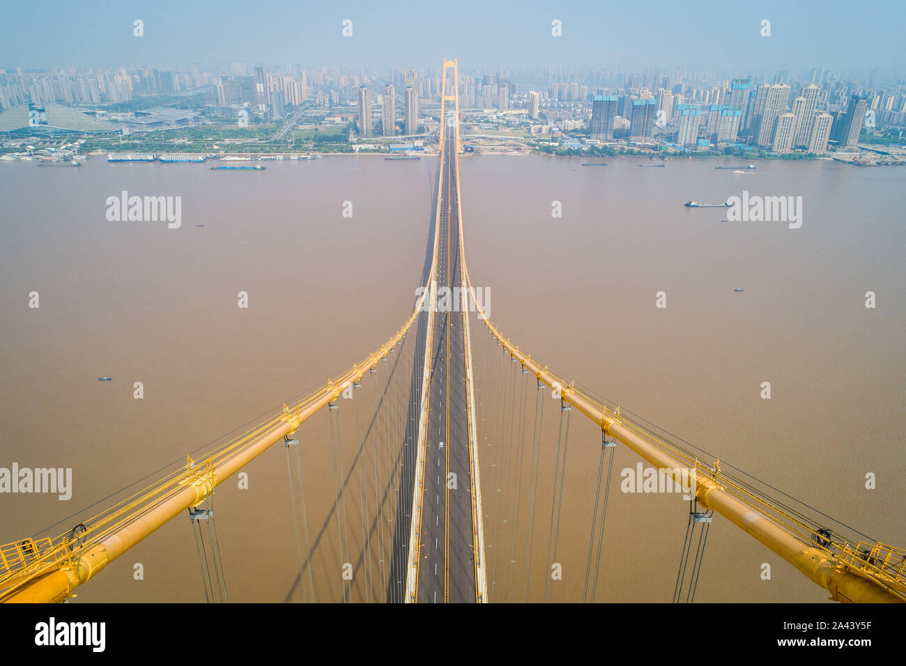 Birdview of the body of the Yangsigang Bridge, the World's longest ...
