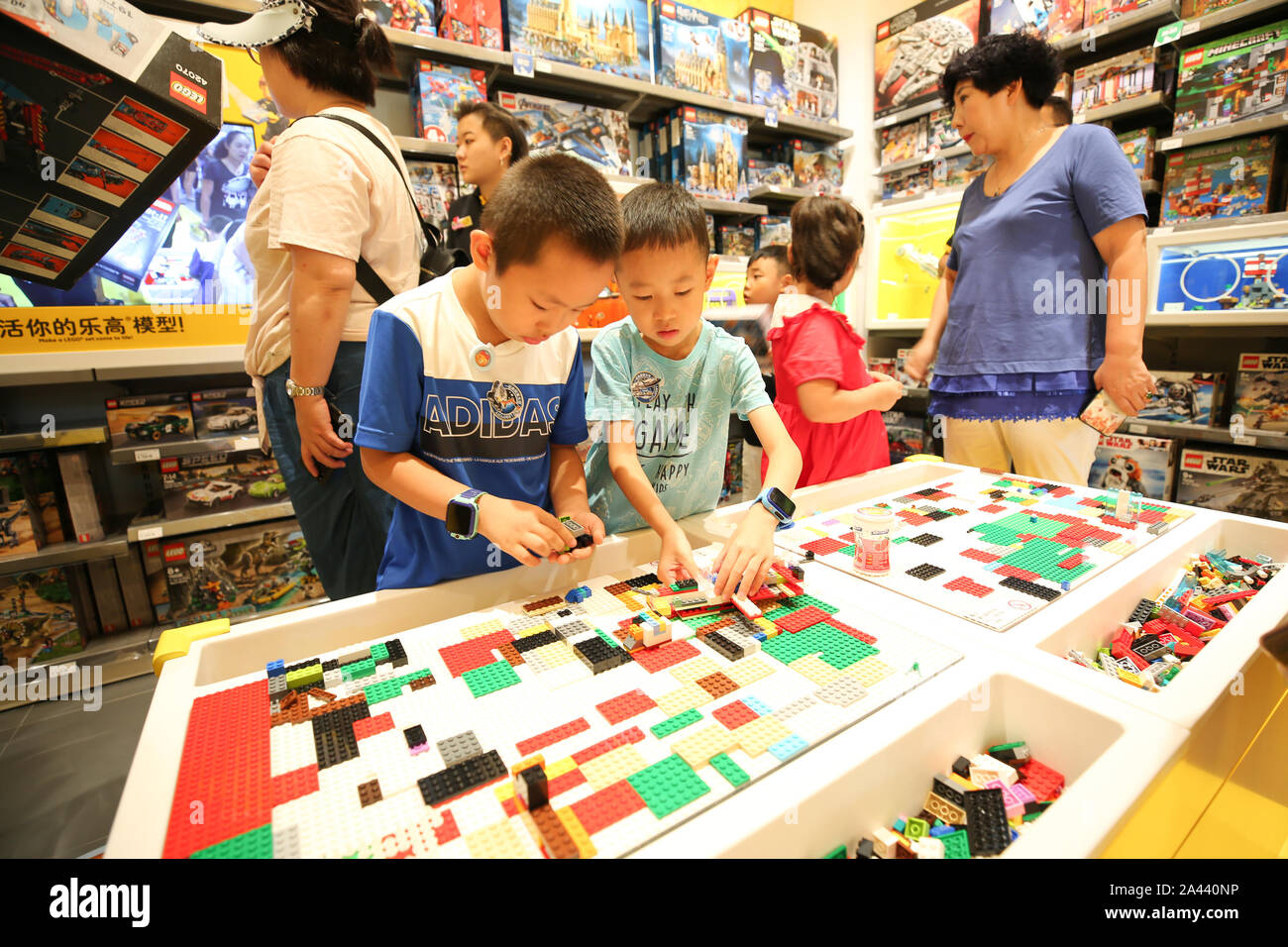 Consumers in the first LEGO store in northwest China in Xi'an city ...