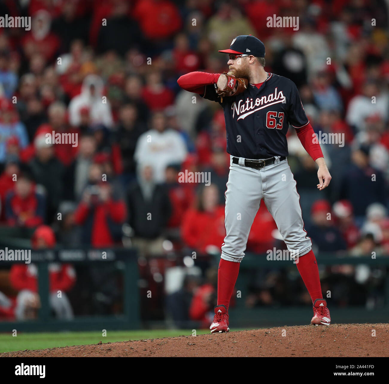 3 closes oct hi-res stock photography and images - Alamy
