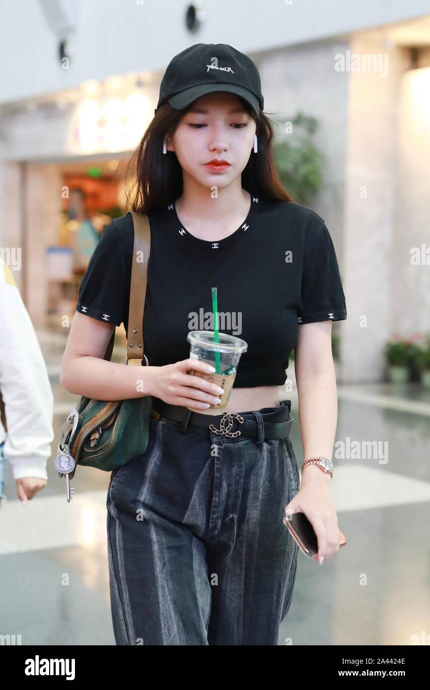 Chinese singer Cheng Xiao of South Korean-Chinese girl group Cosmic ...