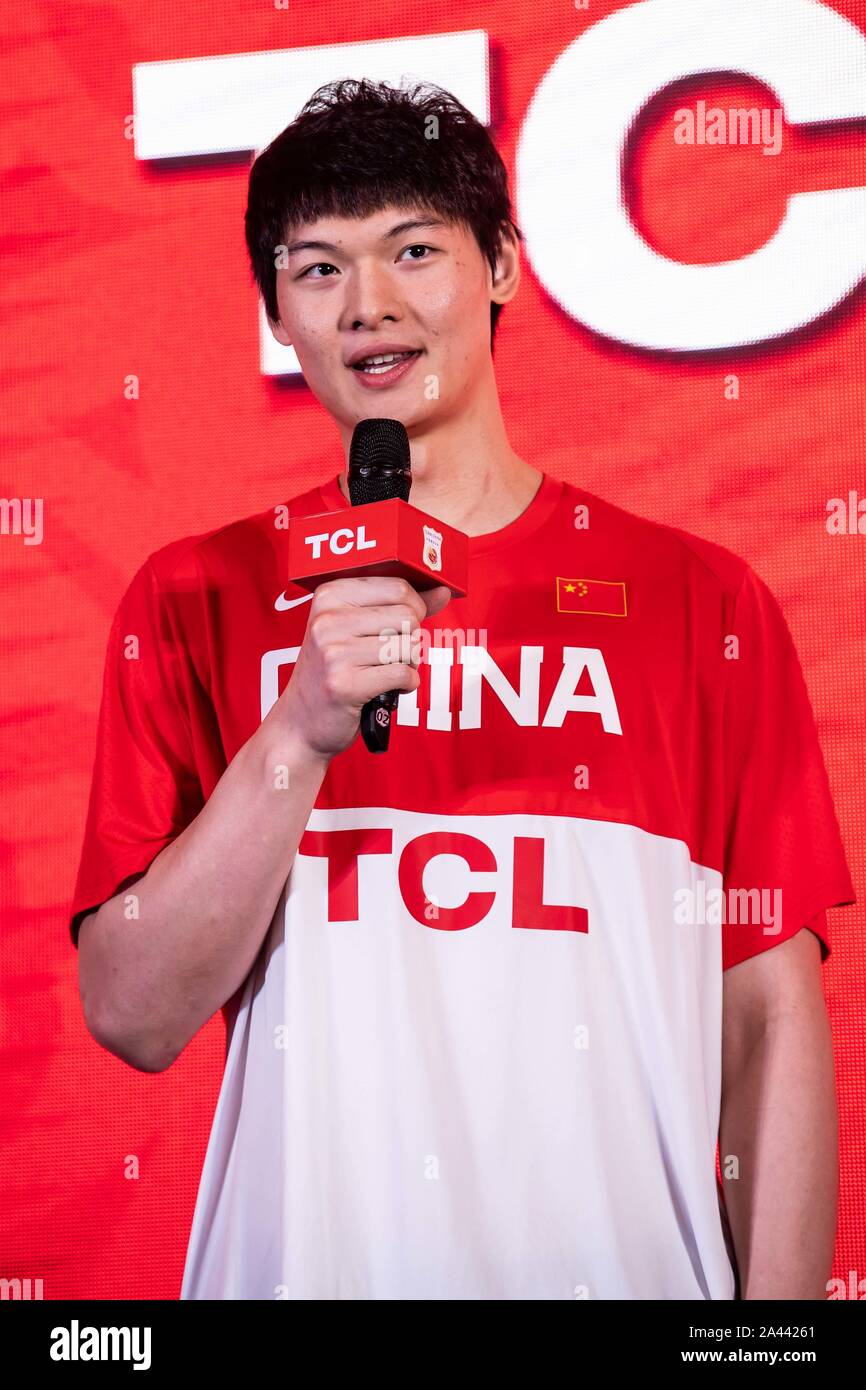 Wang Zhelin, a professional basketball player of Chinese basketball ...