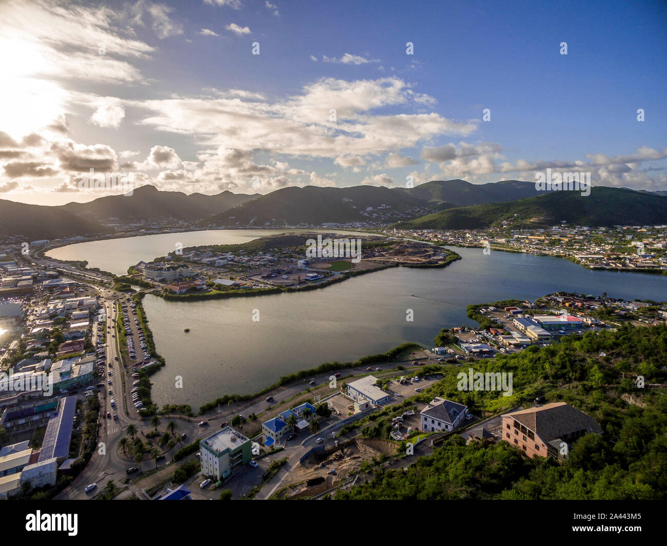 Great salt pond hi-res stock photography and images - Alamy