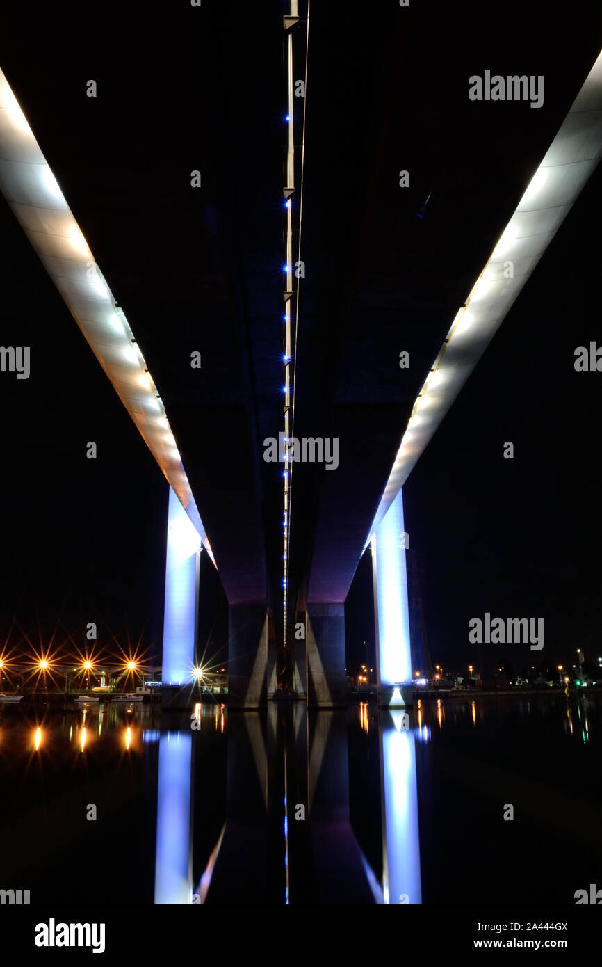 Bolte bridge melbourne skyline hi-res stock photography and images - Alamy