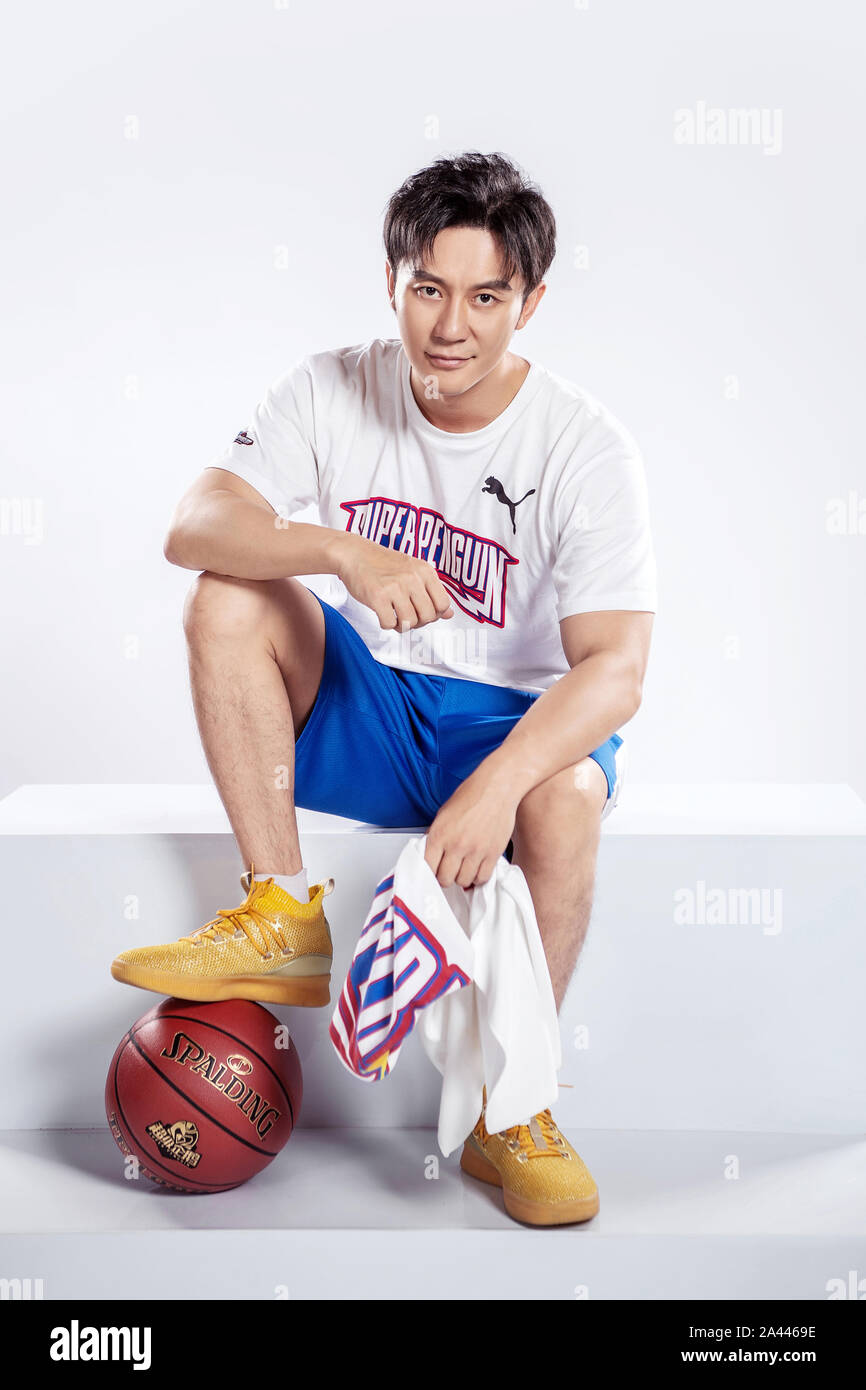 Chinese actor Li Chen poses during the filming session of official ...