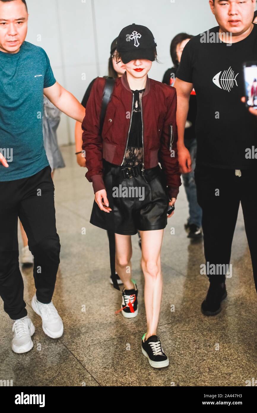 Taiwanese singer and actress Angela Chang arrives at the Chengdu ...