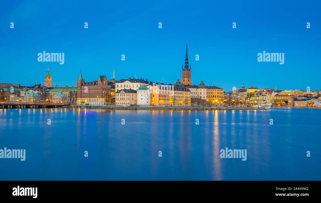 Stockholm view of city at night hi-res stock photography and images - Alamy