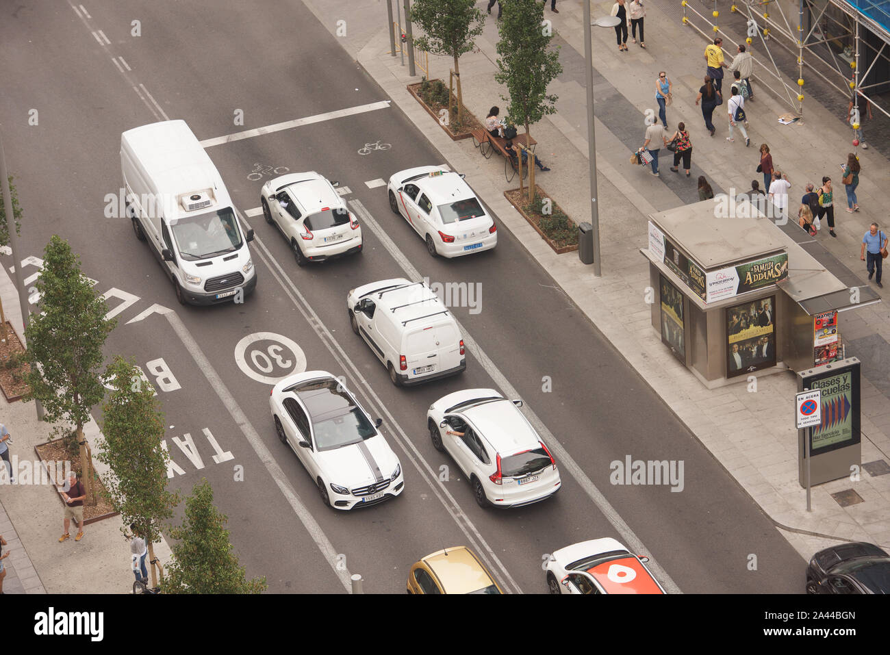 Traffic in a city street viewed from above Stock Photo - Alamy