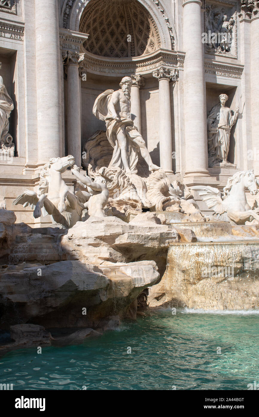 Statue at the Trevi Fountain Rome Stock Photo - Alamy