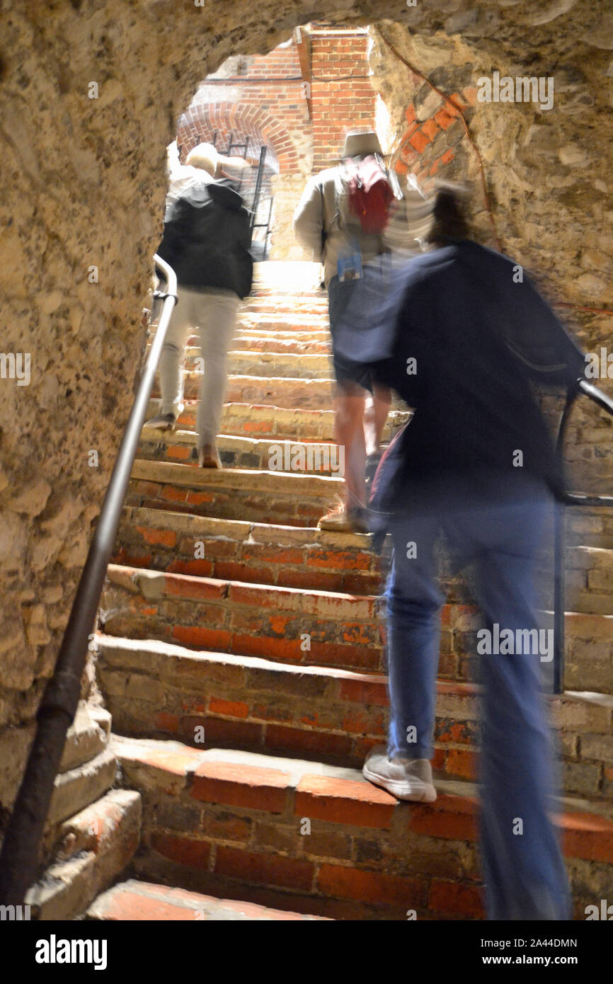 Ascending steps hi-res stock photography and images - Alamy