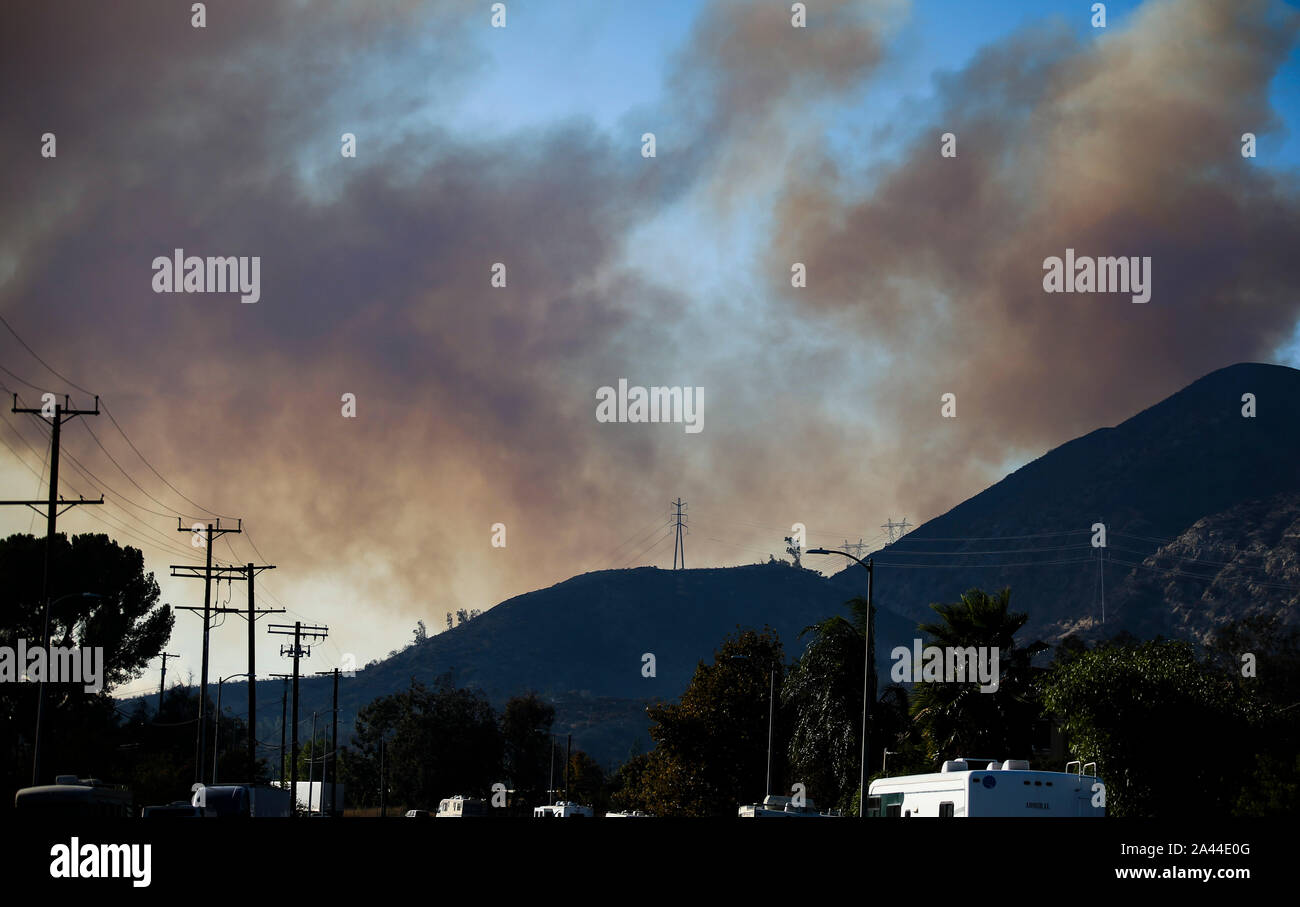 Los Angeles, USA. 11th Oct, 2019. Saddleridge Fire is seen at Sylma ...