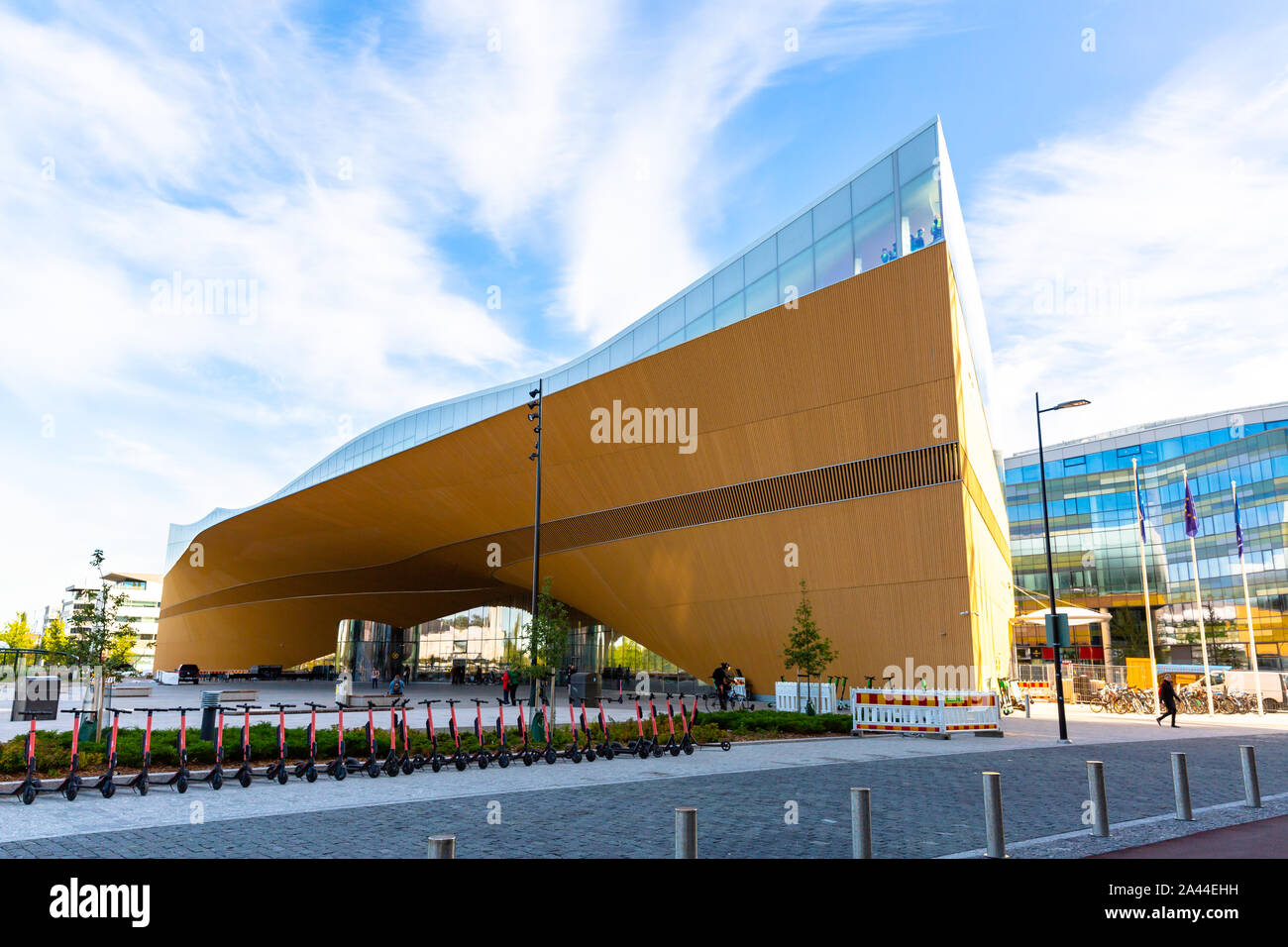 Kirjasto oodi hi-res stock photography and images - Alamy