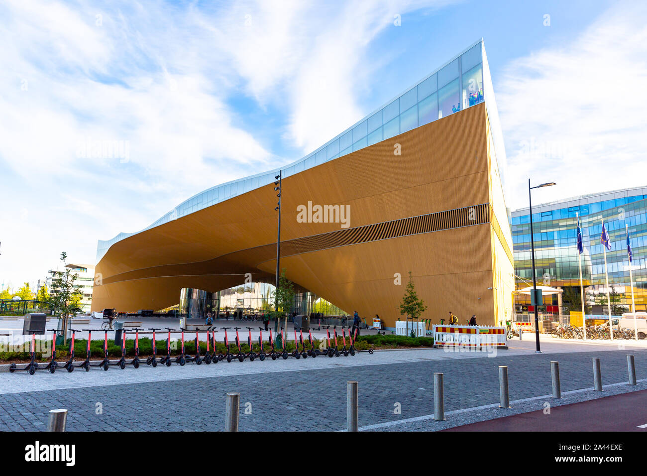 Modern sculpture finland hi-res stock photography and images - Alamy