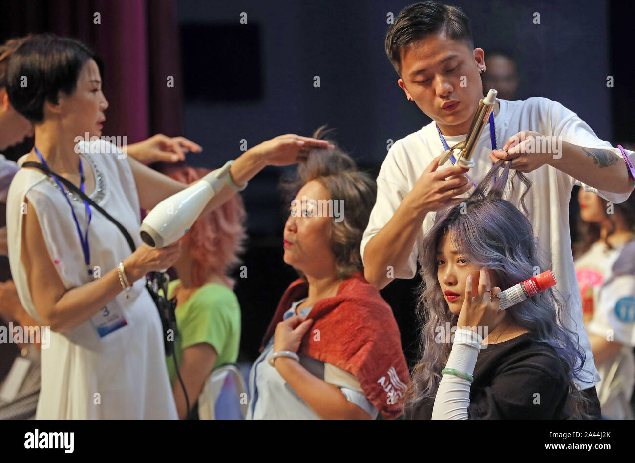 Skill competition hi-res stock photography and images - Alamy