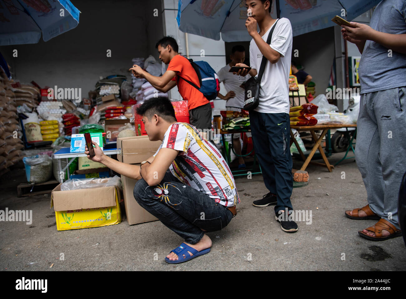 Visitors hearing about Meng Junyuan, who goes viral in social media ...
