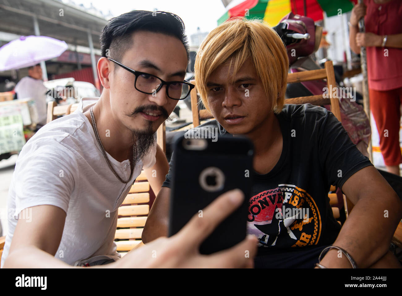 Visitors hearing about Meng Junyuan, who goes viral in social media ...