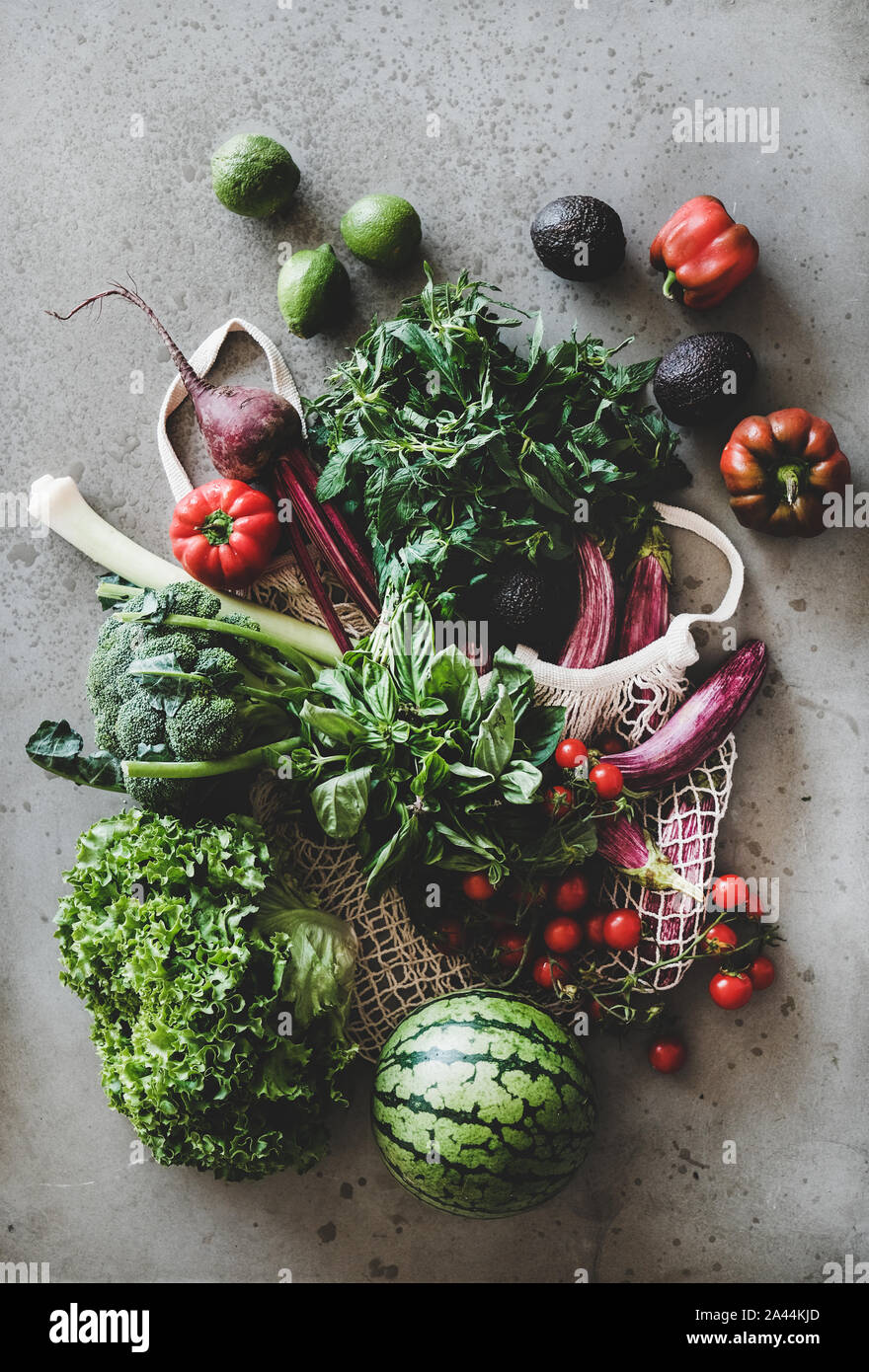 Top view vegetable counter farmers hi-res stock photography and images ...