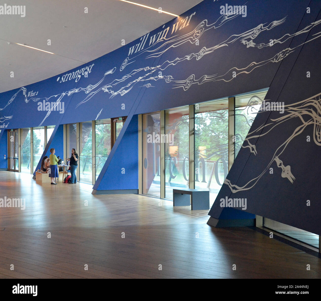 Contemporary art gallery wall hi-res stock photography and images - Alamy