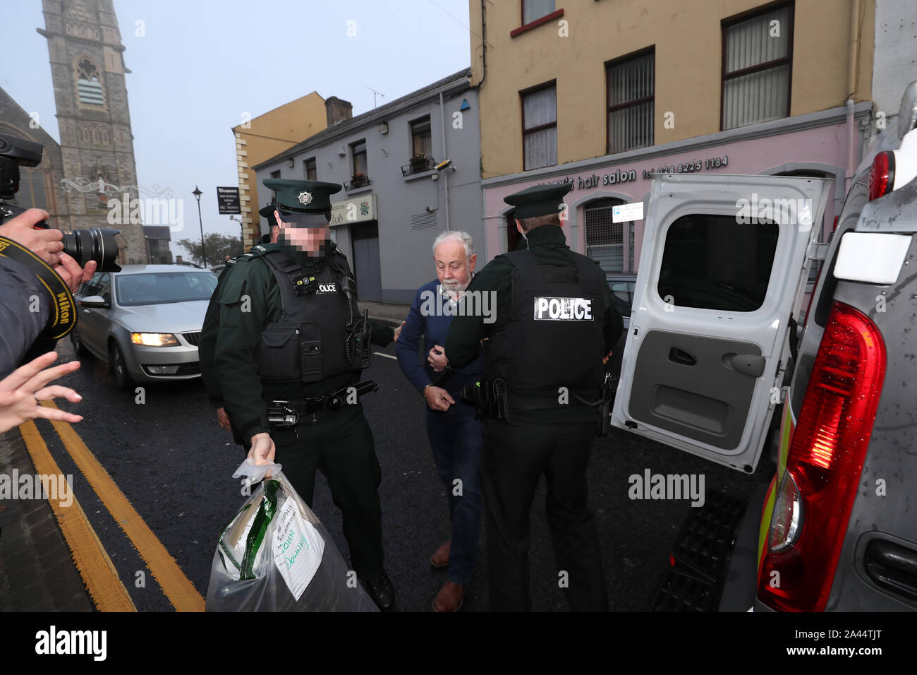 NOTE: FACES OF THE PSNI OFFICERS HAVE BEEN PIXELATED AT THE REQUEST OF ...