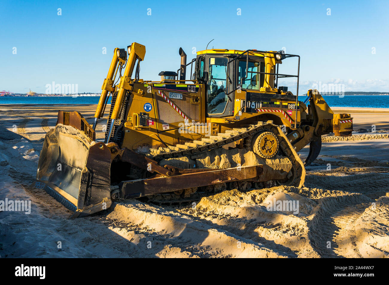 Caterpillar dozer hi-res stock photography and images - Alamy