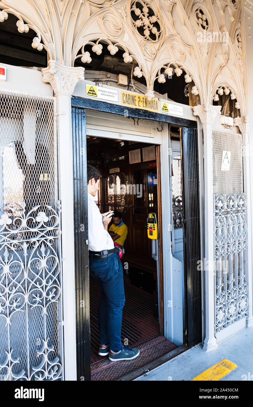 Tourism elevator neo gothic iron the santa justa iron lift hi-res stock ...