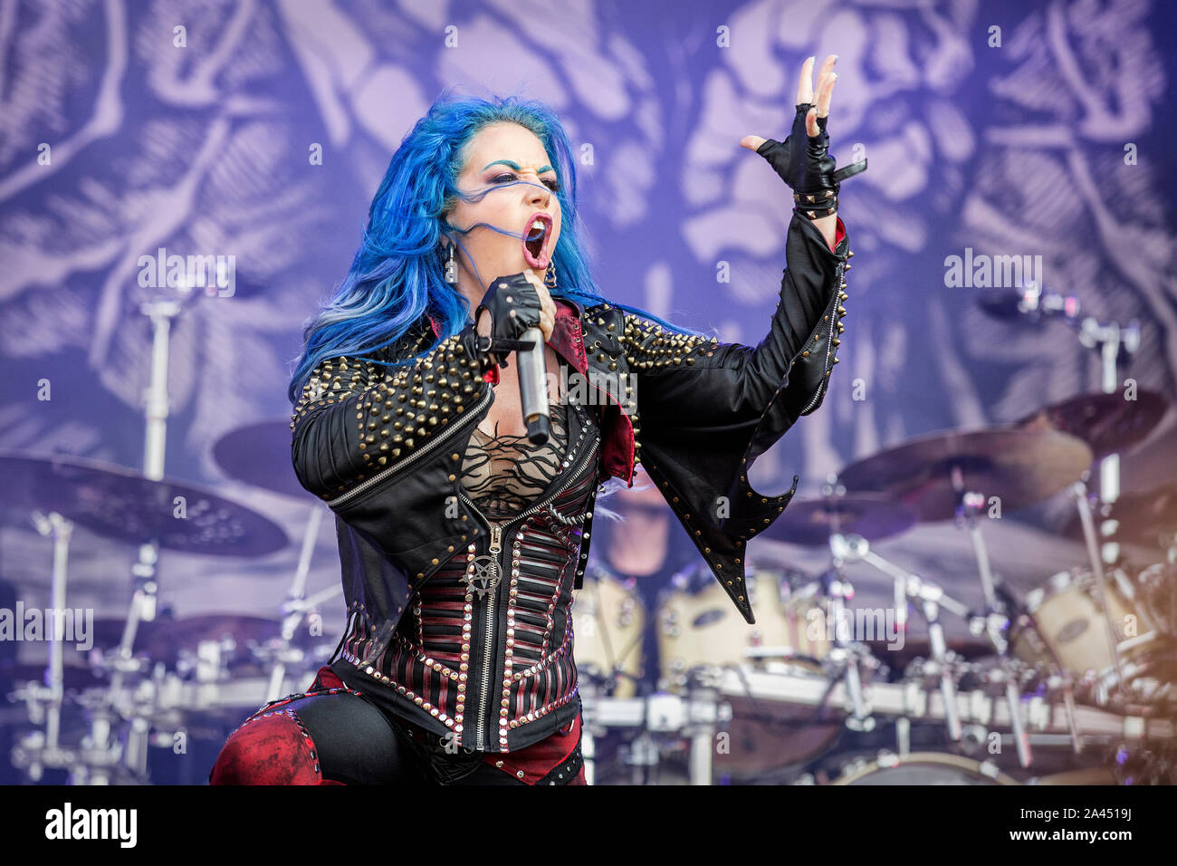 Arch Enemy New Singer