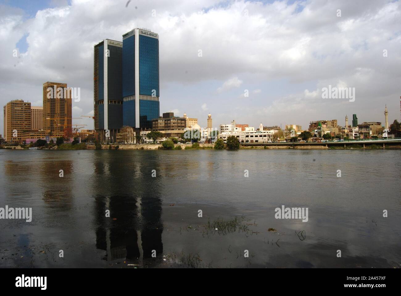 Egyptian megacity hi-res stock photography and images - Alamy