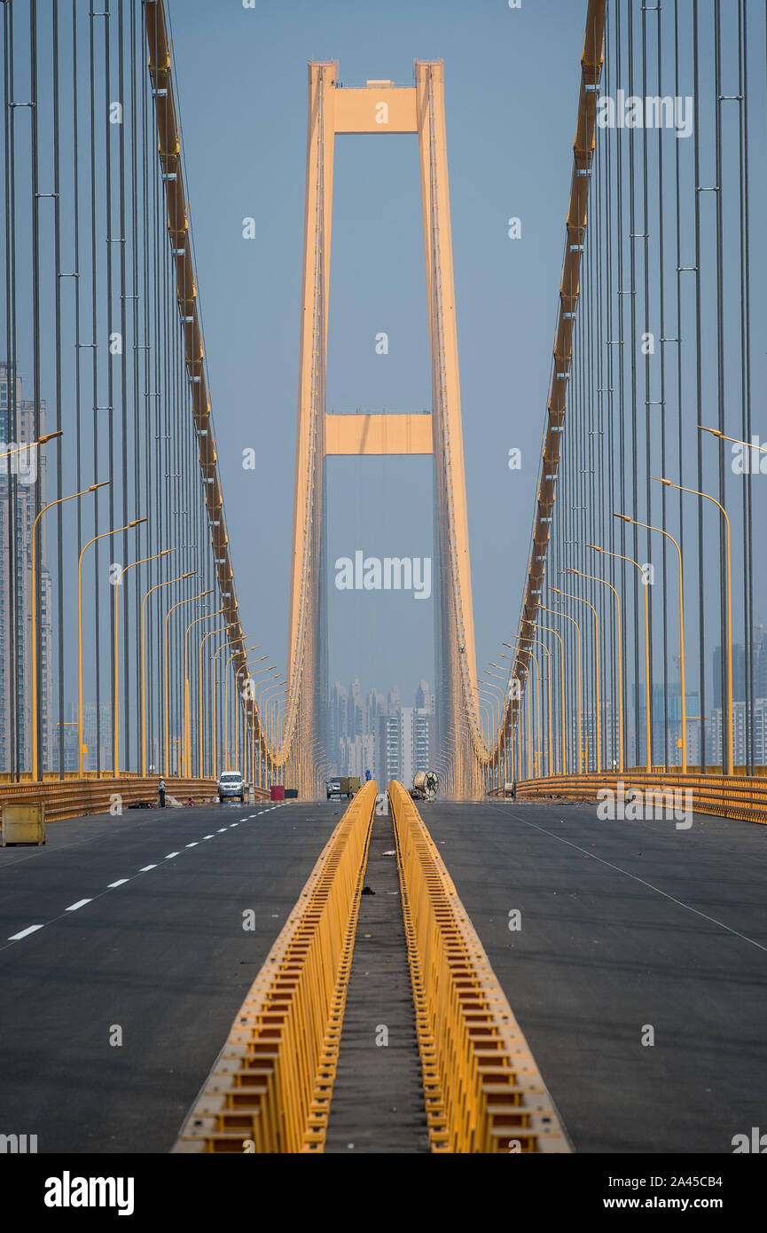 Picture of the Yangsigang Bridge, the World's longest double-deck ...