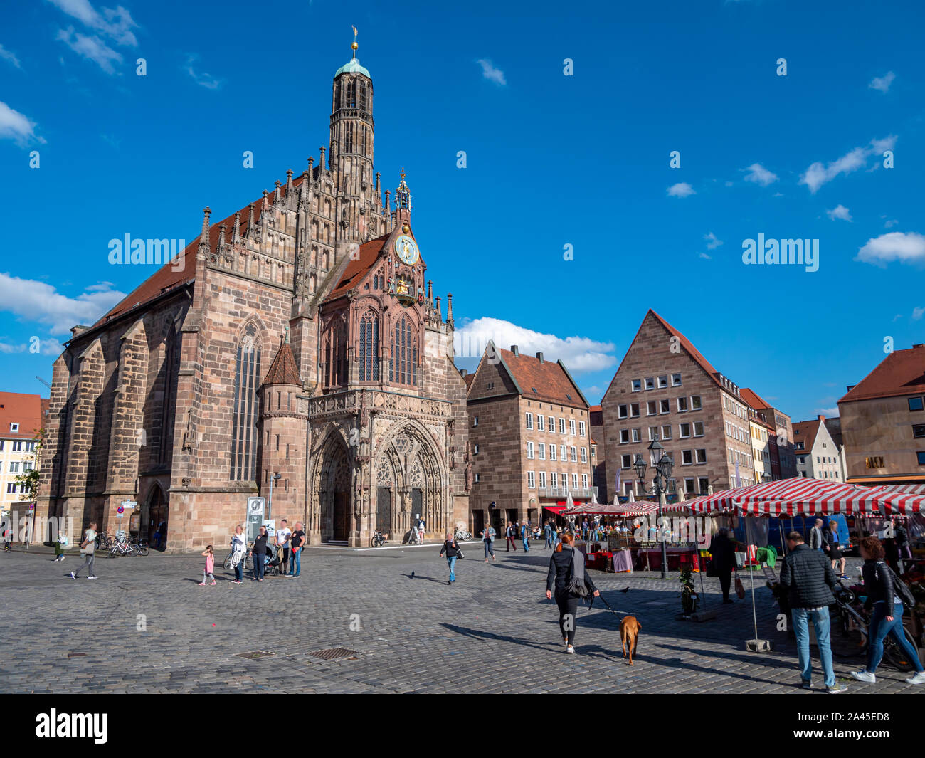 Frauenkirche with market square of Nuremberg in Franconia Stock Photo ...