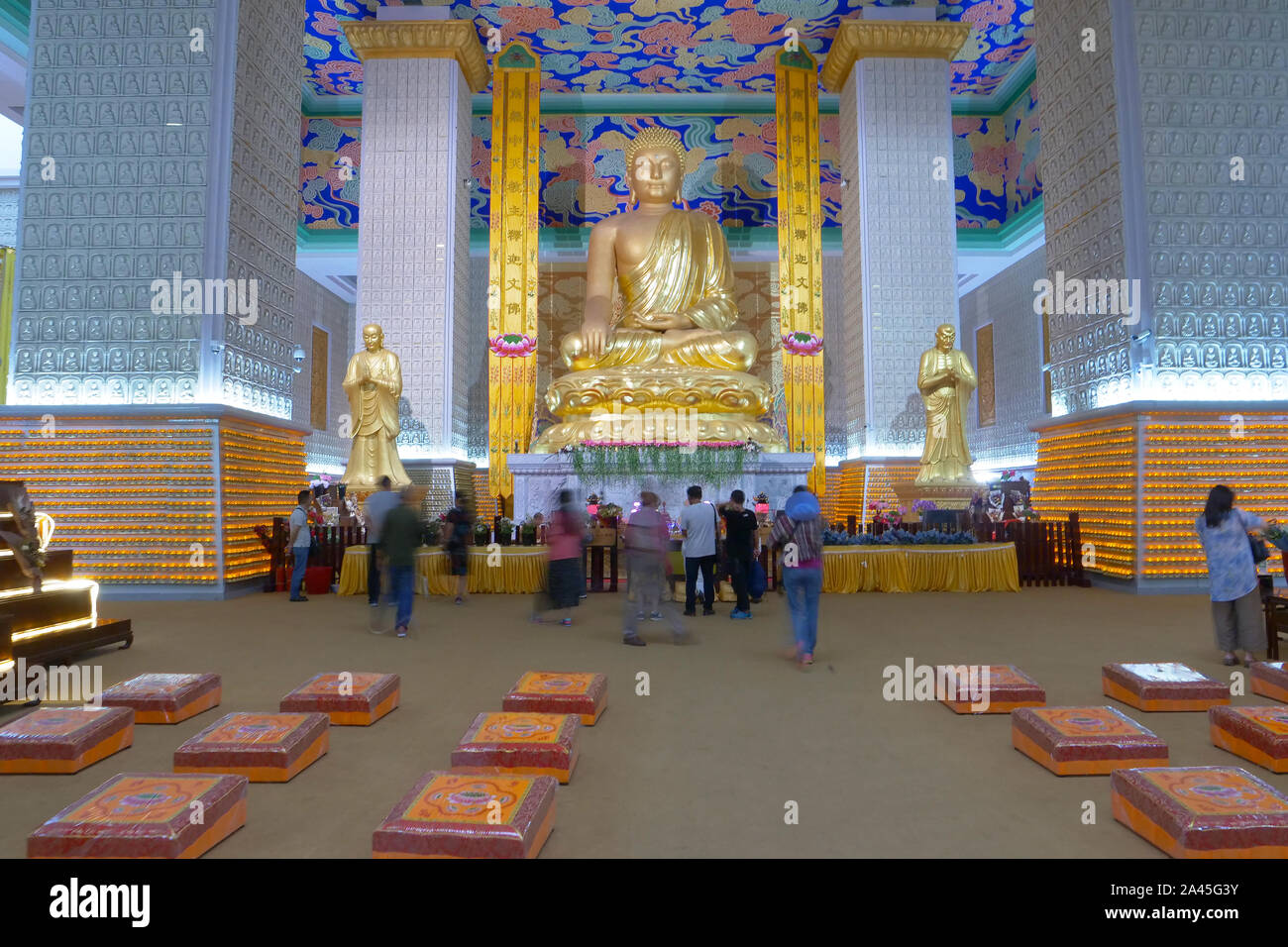 Buddhist famen temple hi-res stock photography and images - Alamy