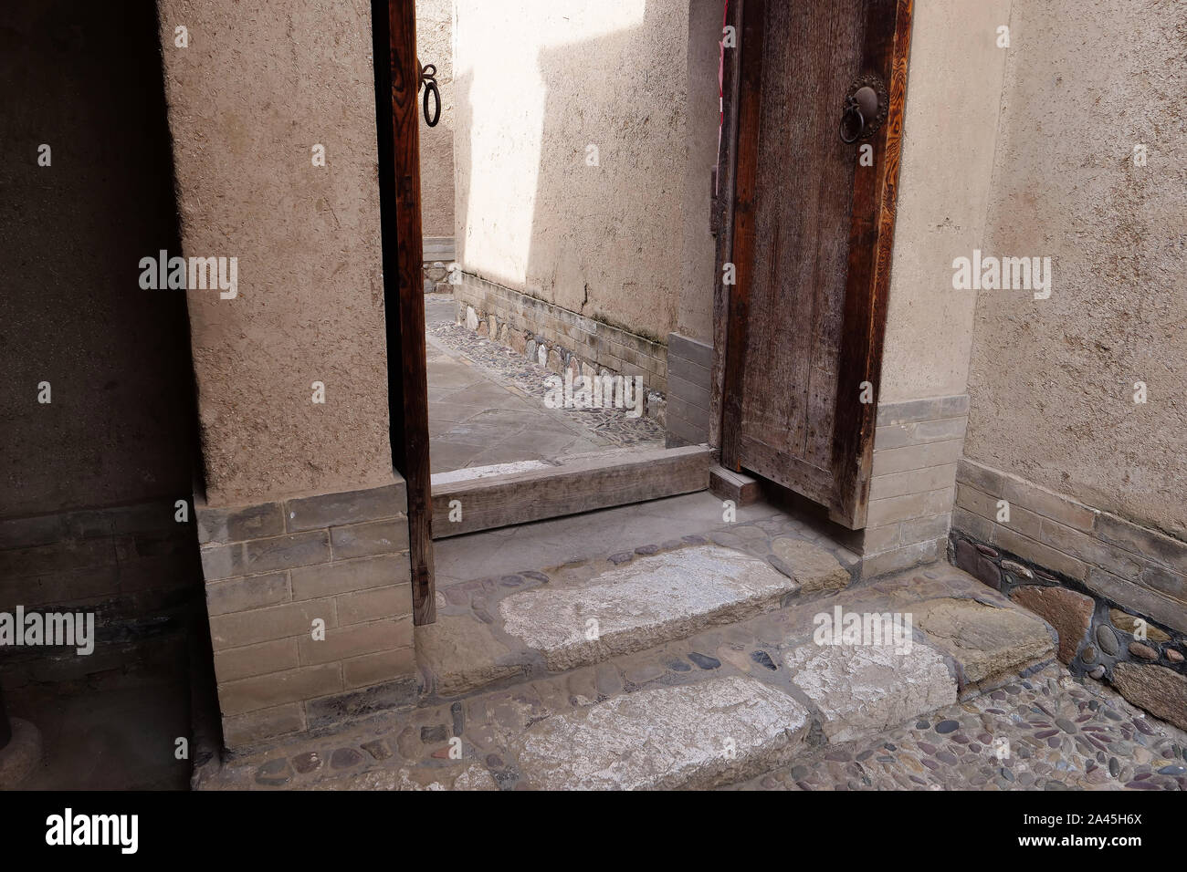 Traditional Chinese Residences architecture in Tianshui Folk Arts ...