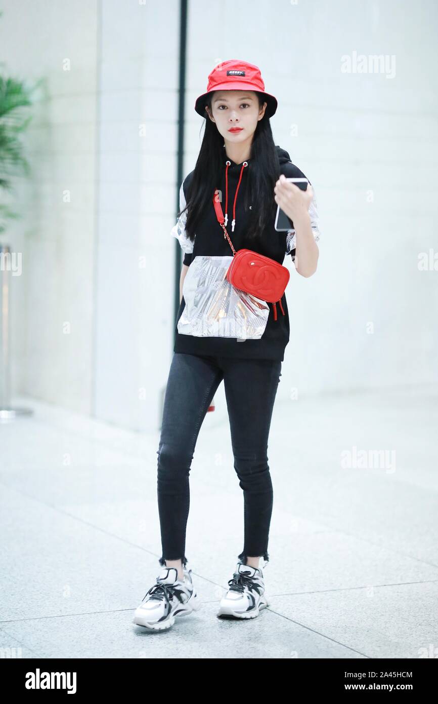 Fu Jing of Chinese teen idol group Rocket Girls 101 shows up at the ...