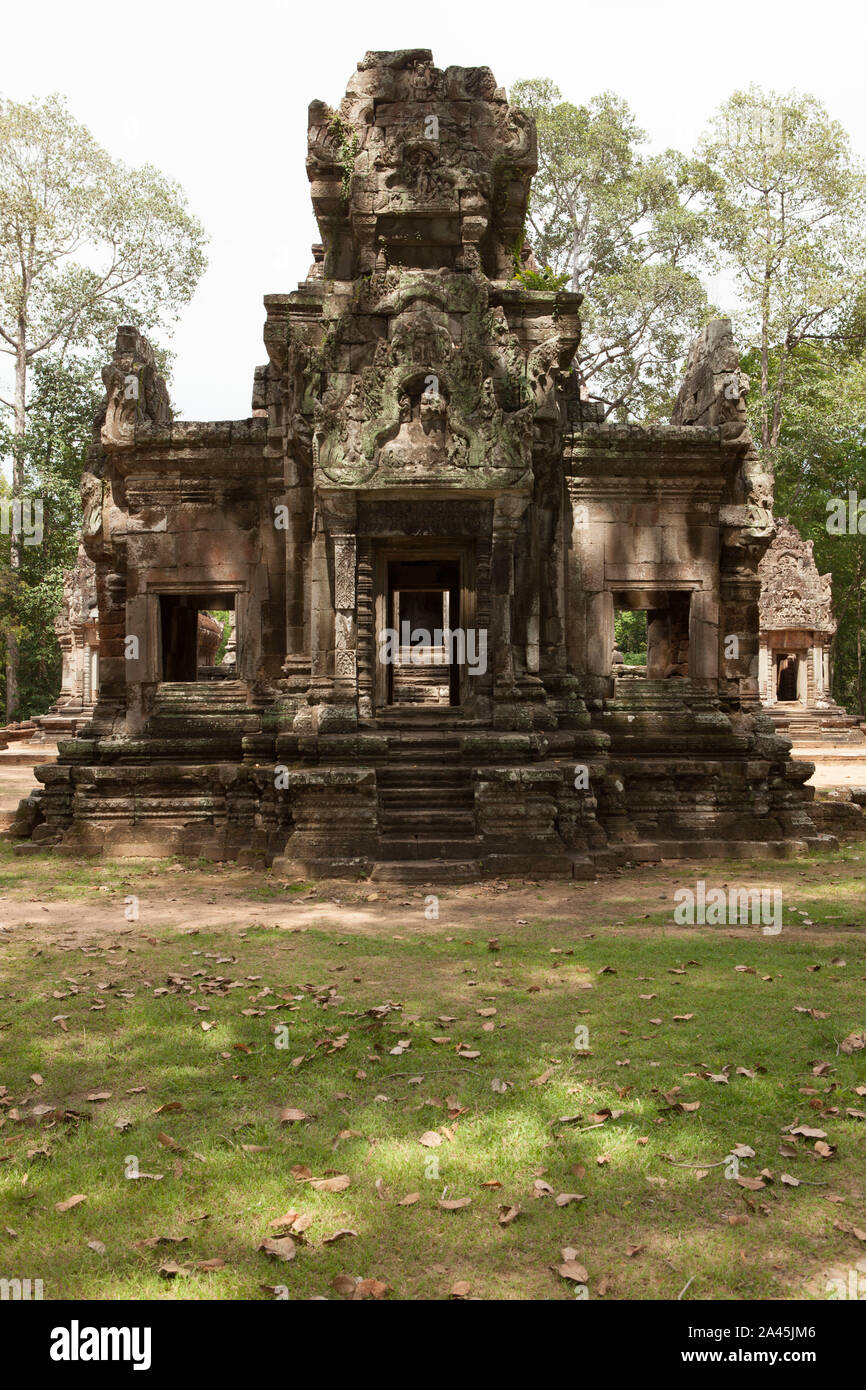Ruined temple in Angkor, Cambodia Stock Photo - Alamy