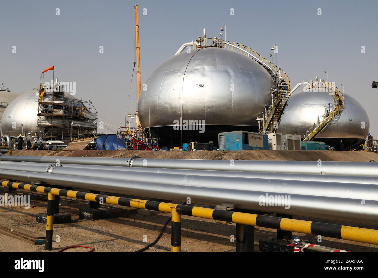 Saudi Aramco Oil Company High Resolution Stock Photography and Images ...