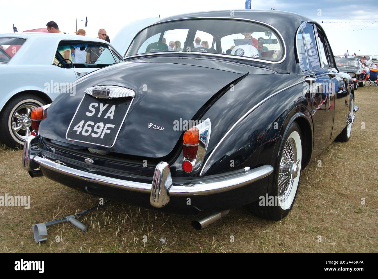1968 daimler mk ii v8 2 5 ltr hi-res stock photography and images - Alamy