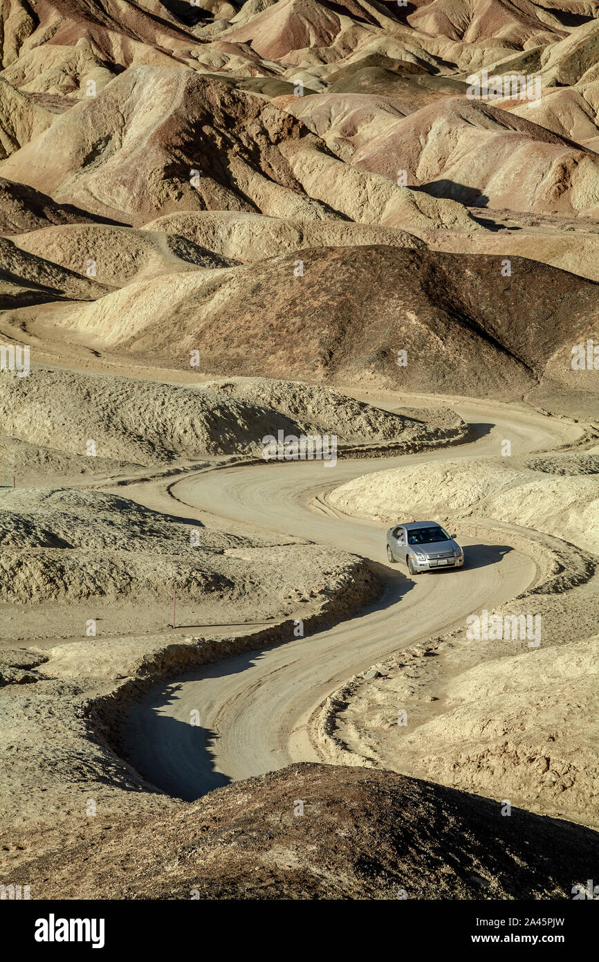 Driving through badlands national park hi-res stock photography and ...