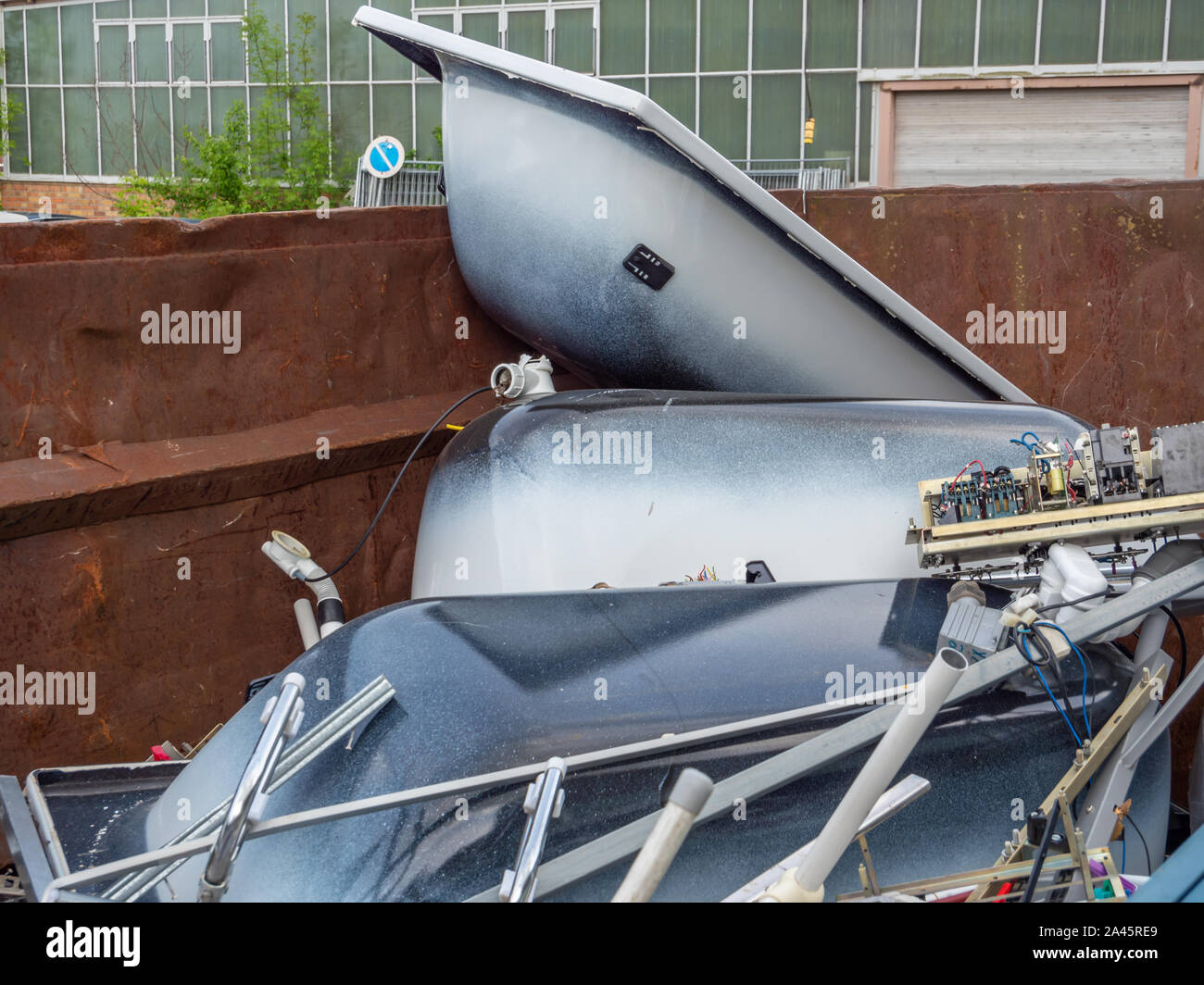 Bulky waste container hi-res stock photography and images - Alamy