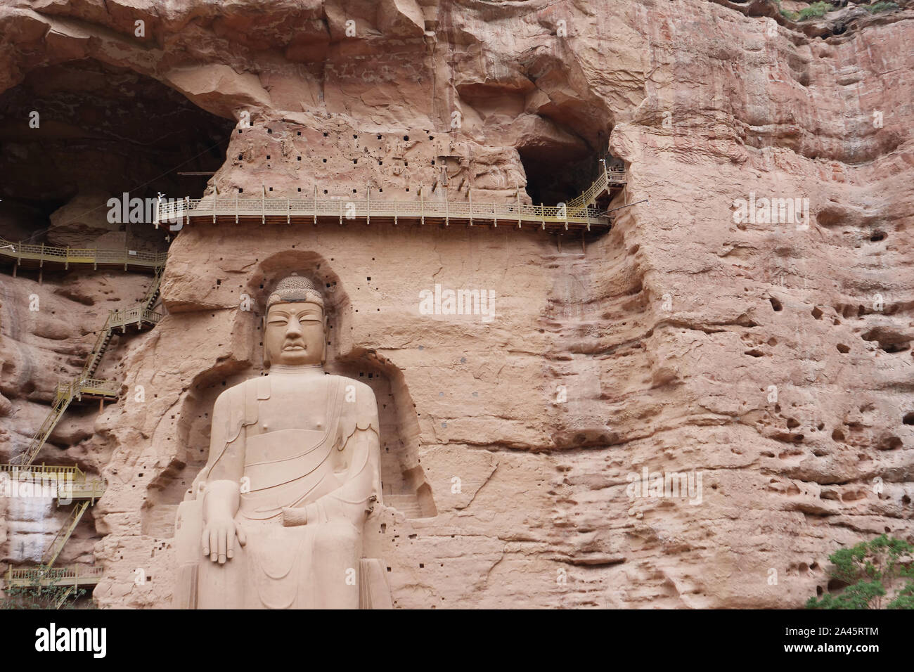 Ancient Chinese Buddha Statue at Bingling Cave Temple in Lanzhou Gansu ...