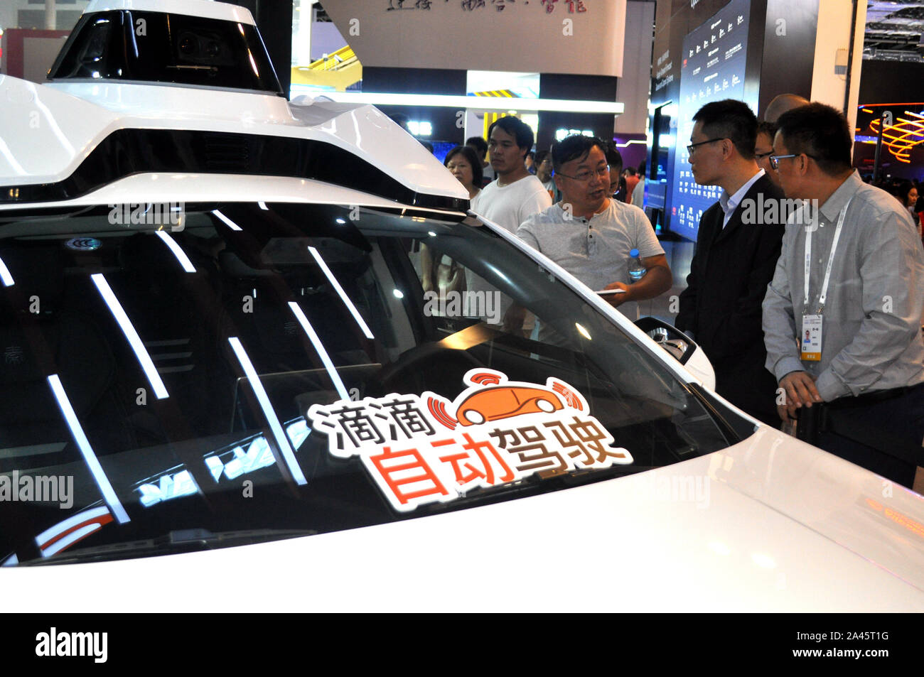 People inquire about "Robotaxi", the Chinese transportation company ...