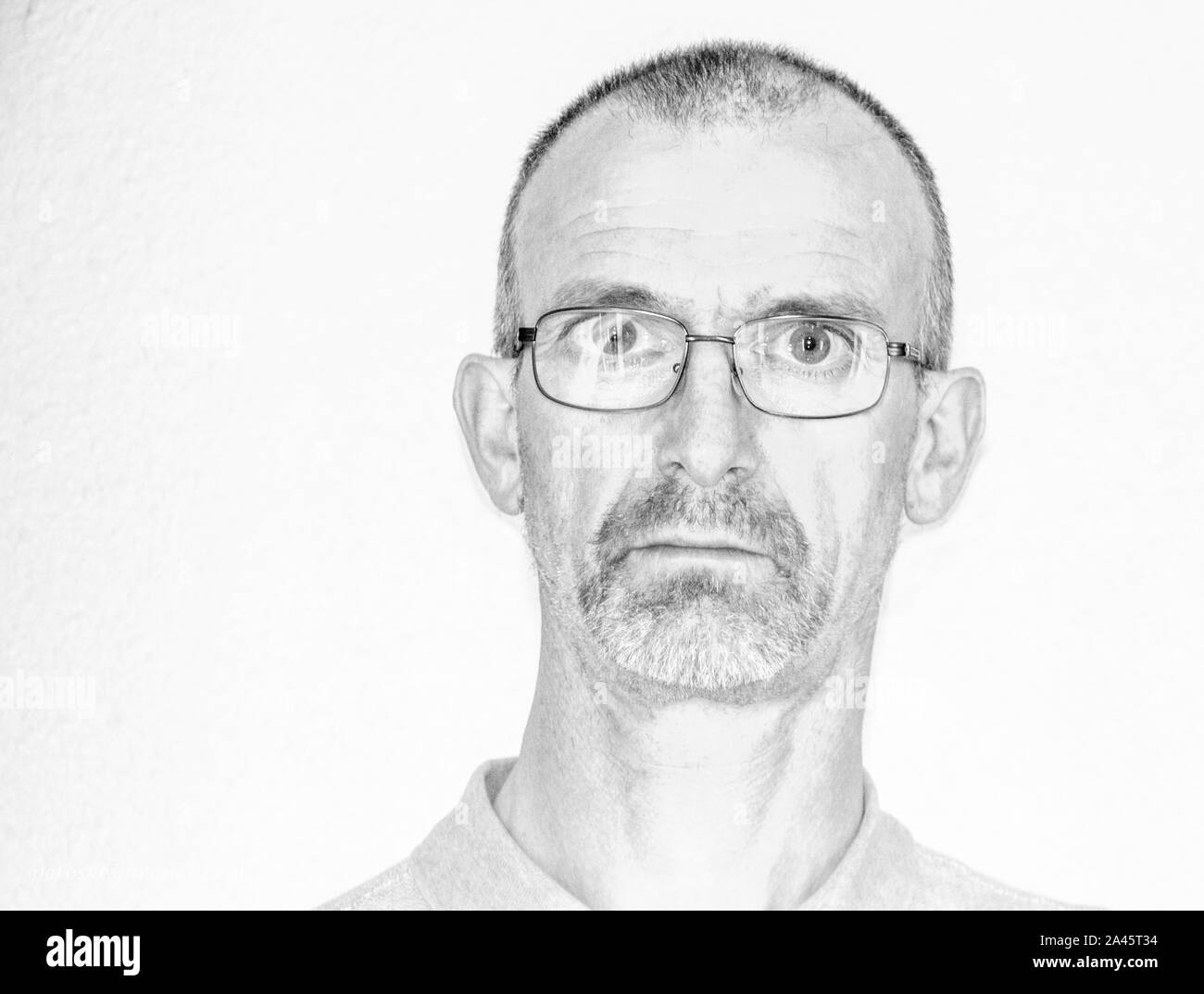 View short hair Black and White Stock Photos & Images - Alamy