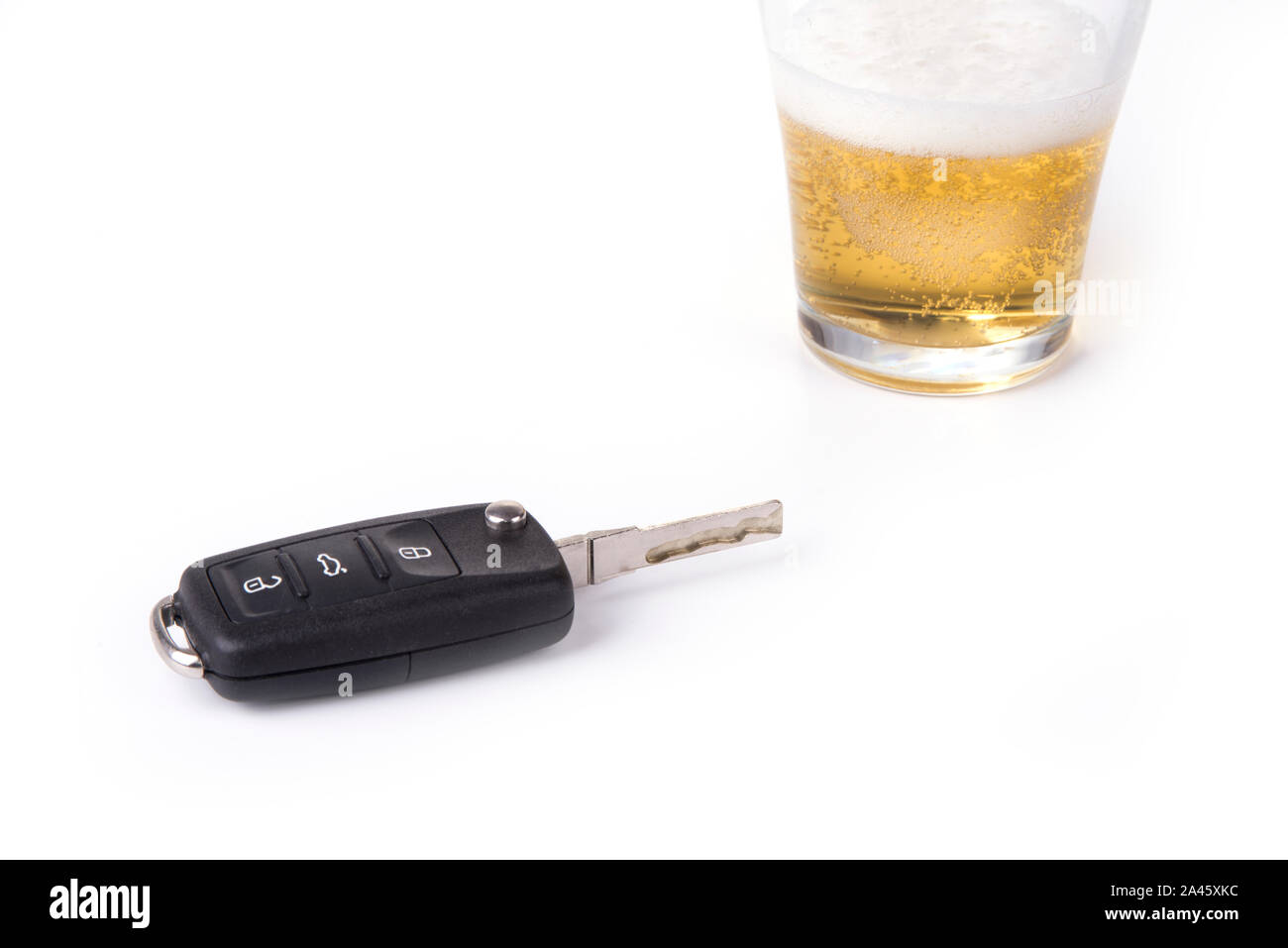 Car key and beer. Don't drink and drive concept Stock Photo - Alamy