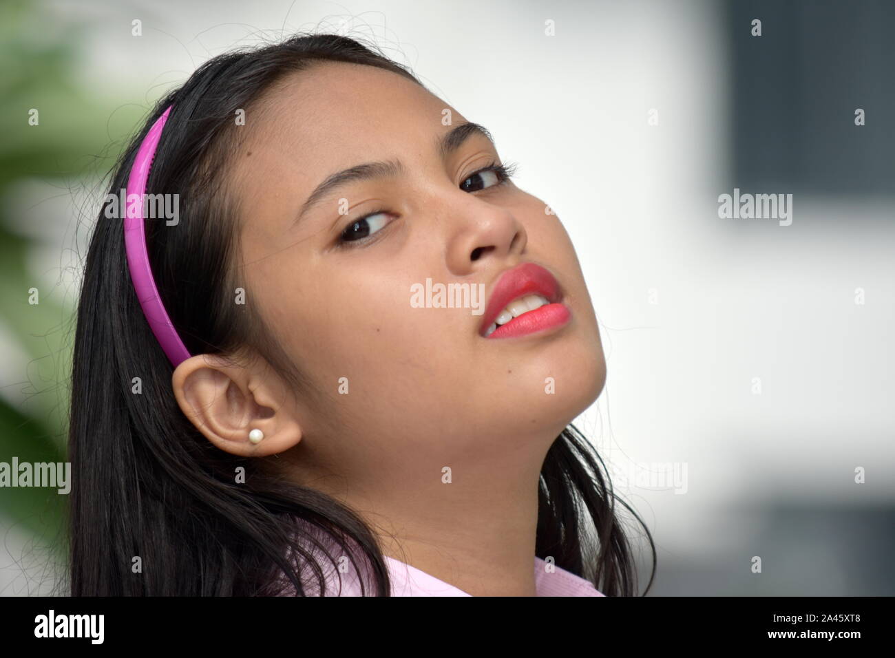 Teenage female portrait hi-res stock photography and images - Alamy