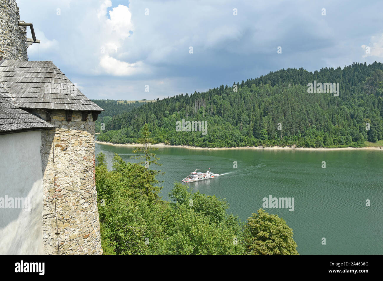 View of zamec dunajec in poland Stock Photo - Alamy