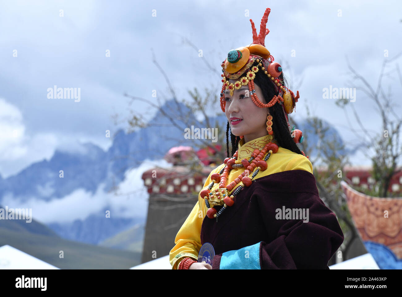 King gesar hi-res stock photography and images - Alamy