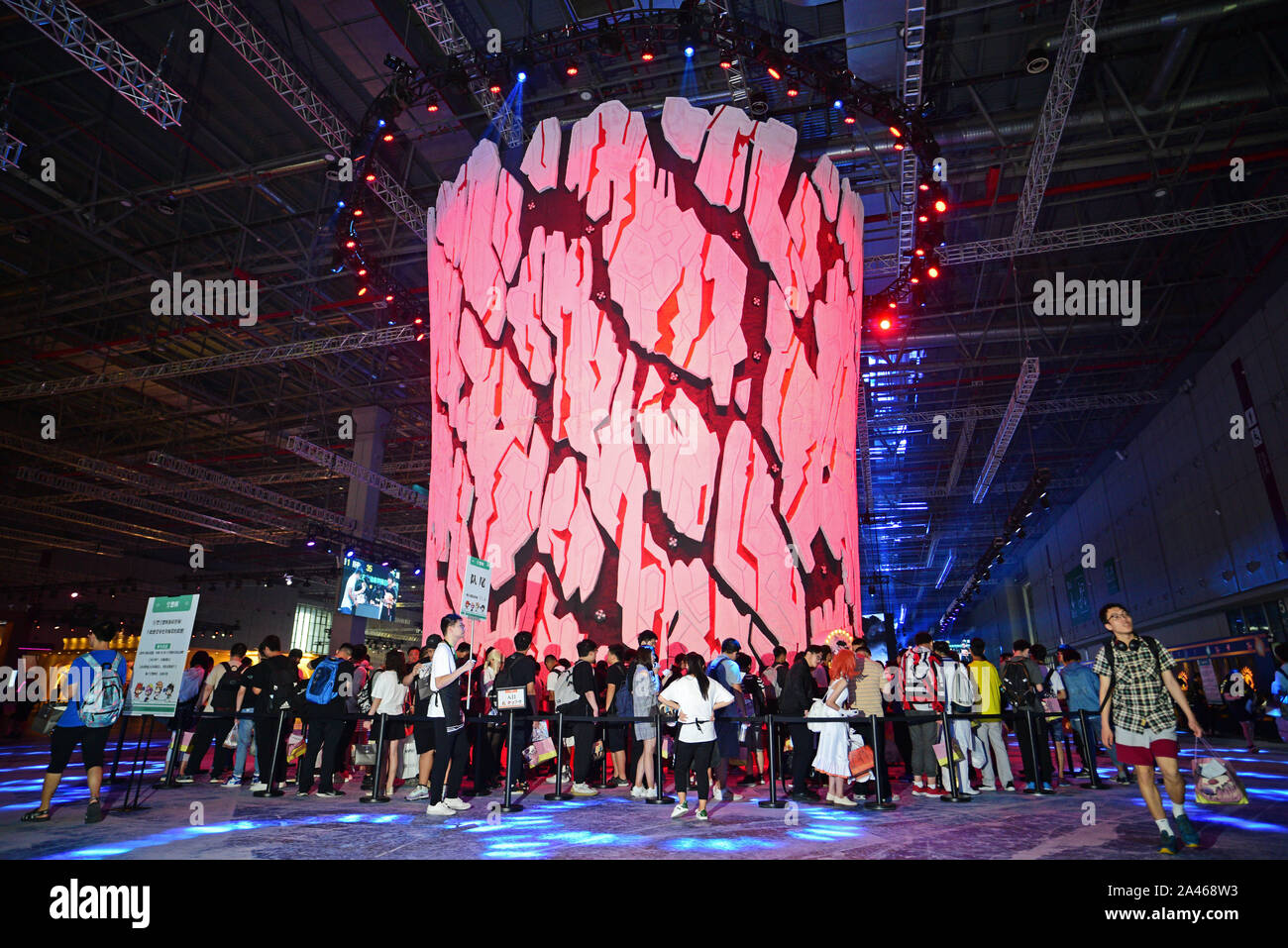 ACG lovers enjoy the Fate/ Grand Order EXPO Shanghai 2019 in Shanghai ...