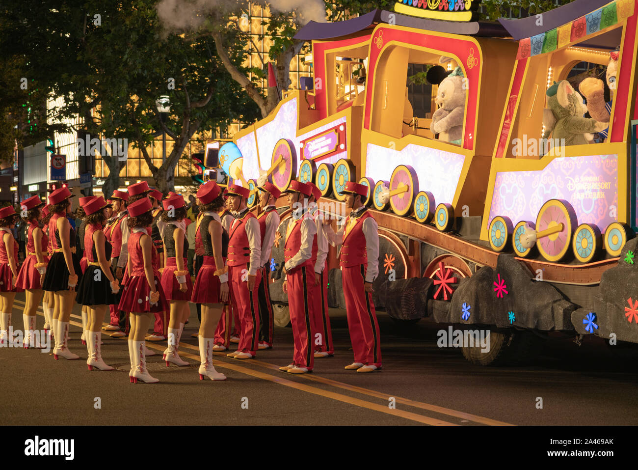 Performers dance and play the instruments during the fancy parade of ...