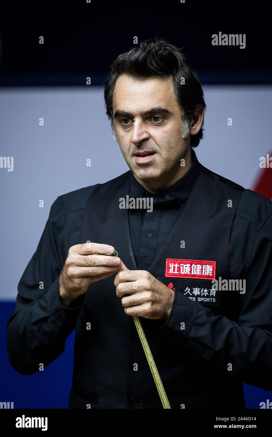 Ronald Antonio O'Sullivan of England considers a shot to Kyren Wilson ...